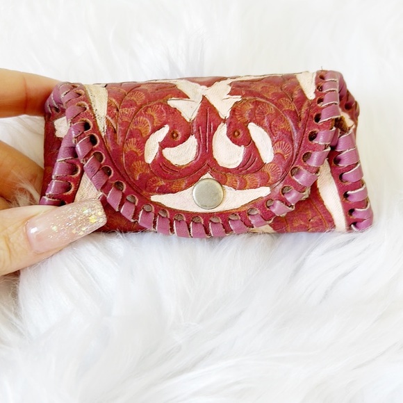 Vintage | Bags | Vintage Small Brown Tooled Weaved Leather Coin Purse ...